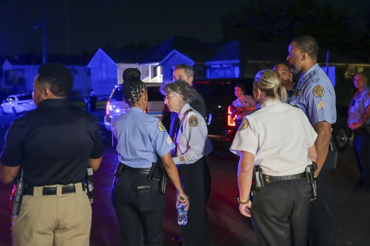 Man arrested for killing 2 at New Orleans parade | arabtimes
