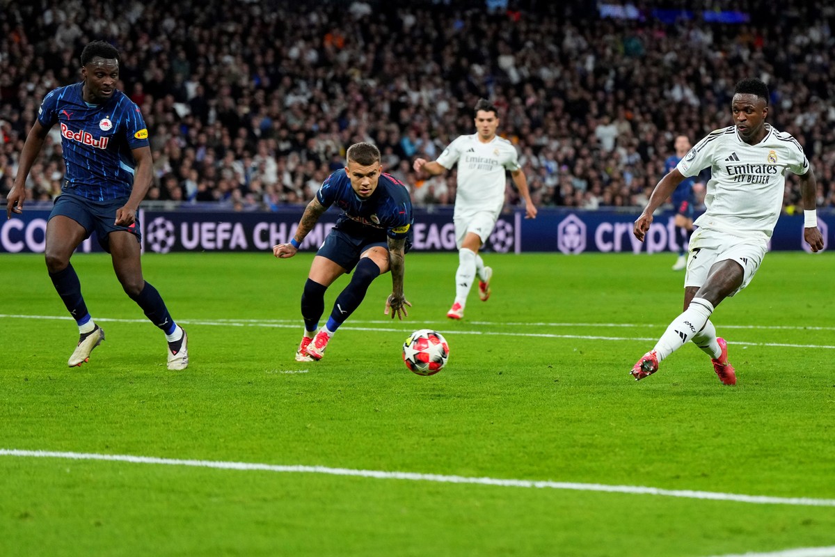 Real becomes the first soccer club to surpass 1 billion euros in annual ...