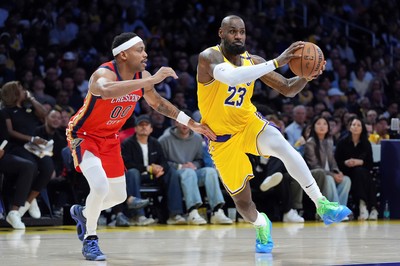 LeBron James becomes first NBA player to reach 50,000 points | arabtimes