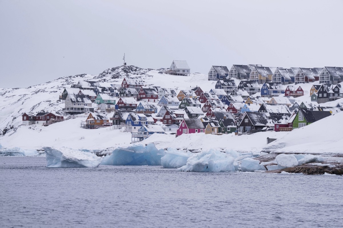 Greenlanders unite to fend off US as Trump seeks control of Arctic ...