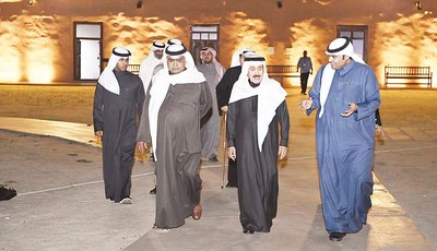 Dean Al-Jarallah visits Red Palace and Weapons Museum | arabtimes