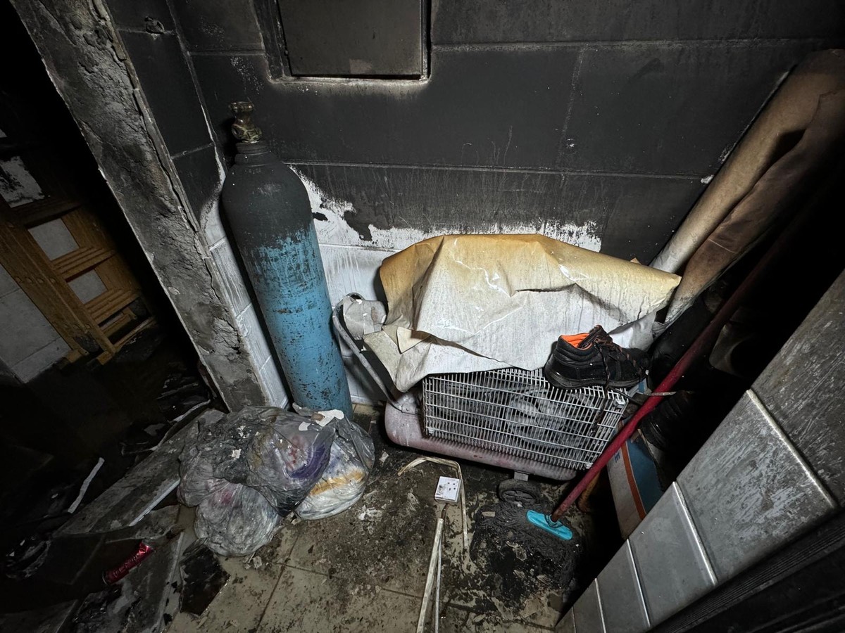 Quick Action by Fire Teams Prevents Damage in Salmiya Blaze | arabtimes