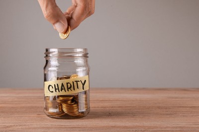 Decision to end donation collection sparks debate | arabtimes