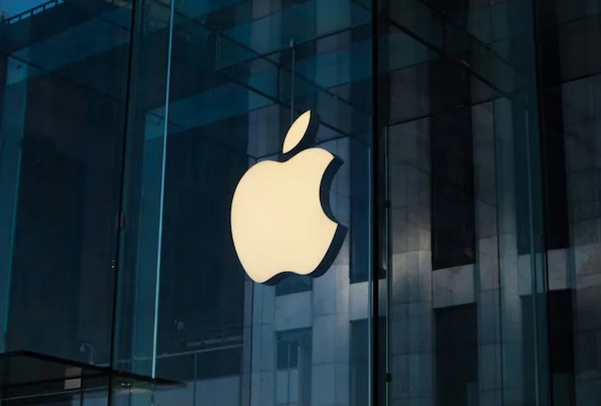 Apple files lawsuit against YouTuber over alleged iOS 26 leak | arabtimes
