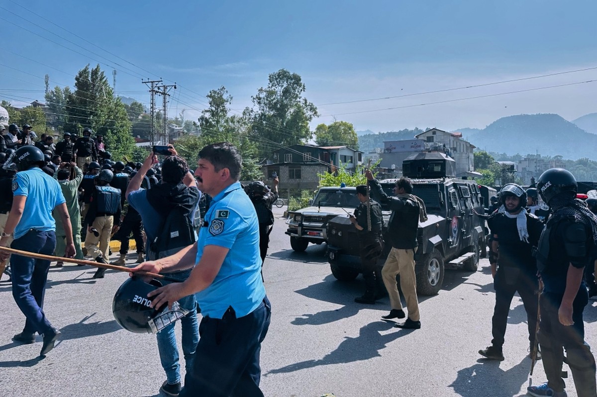 Protests in Pakistan-administered Kashmir leave 4 people dead and over ...