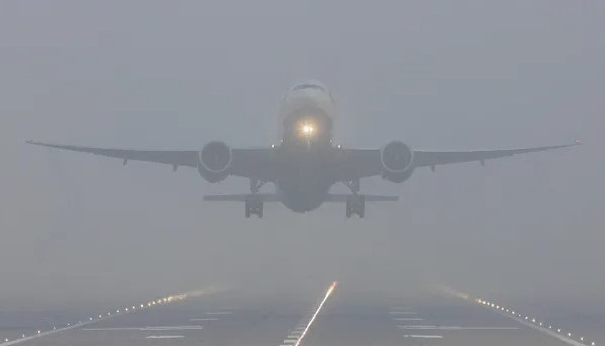 Dense fog causes flight diversions, Kuwait Airport operations now ...