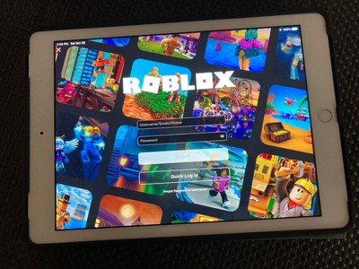 Roblox steps up age checks and creates chat groups by age | arabtimes