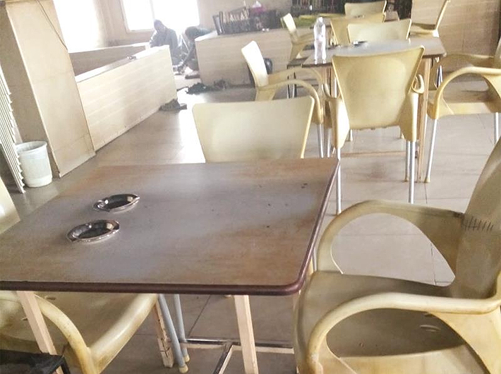 Cafe-goers stay at home - ‘Customers dwindling’ | arabtimes