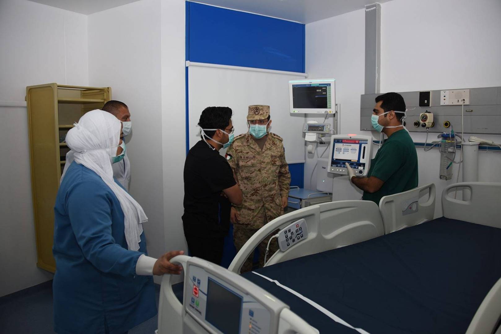 Kuwait's MoD transforms army camp into field hospital for coronavirus ...