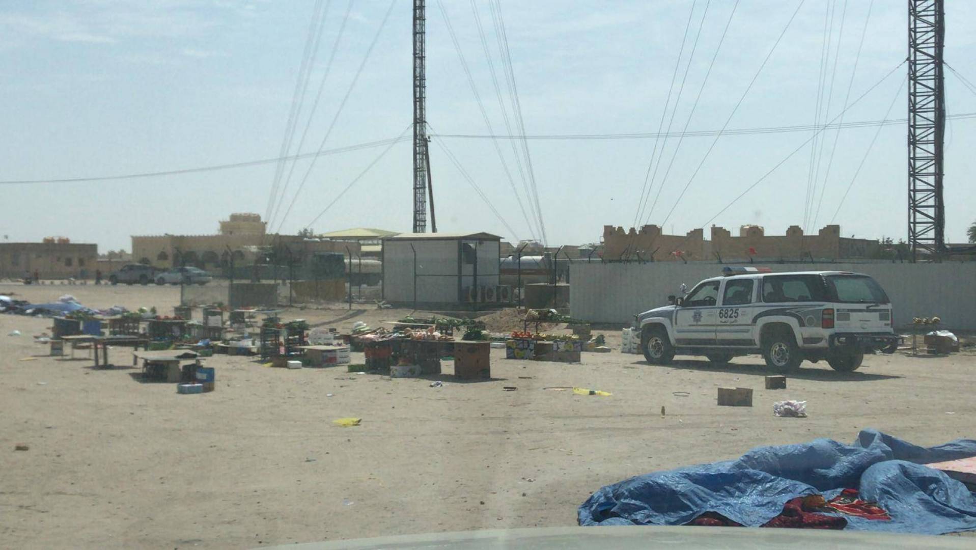 Crackdown on makeshift market in Kabd - Many Expats caught | arabtimes