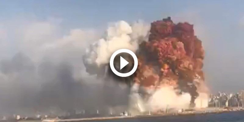 Massive explosion shakes Lebanon's capital Beirut | arabtimes