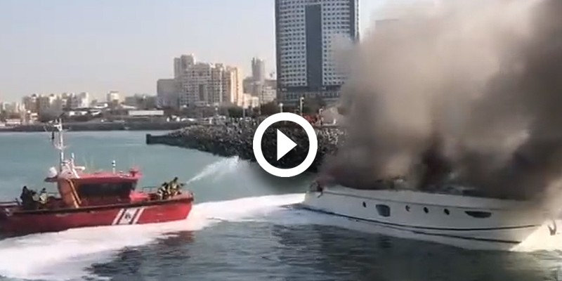 A yacht catches fire in Salmiya | arabtimes