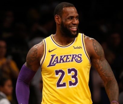 A father's love: LeBron James dedicates his NBA season to son Bronny ...