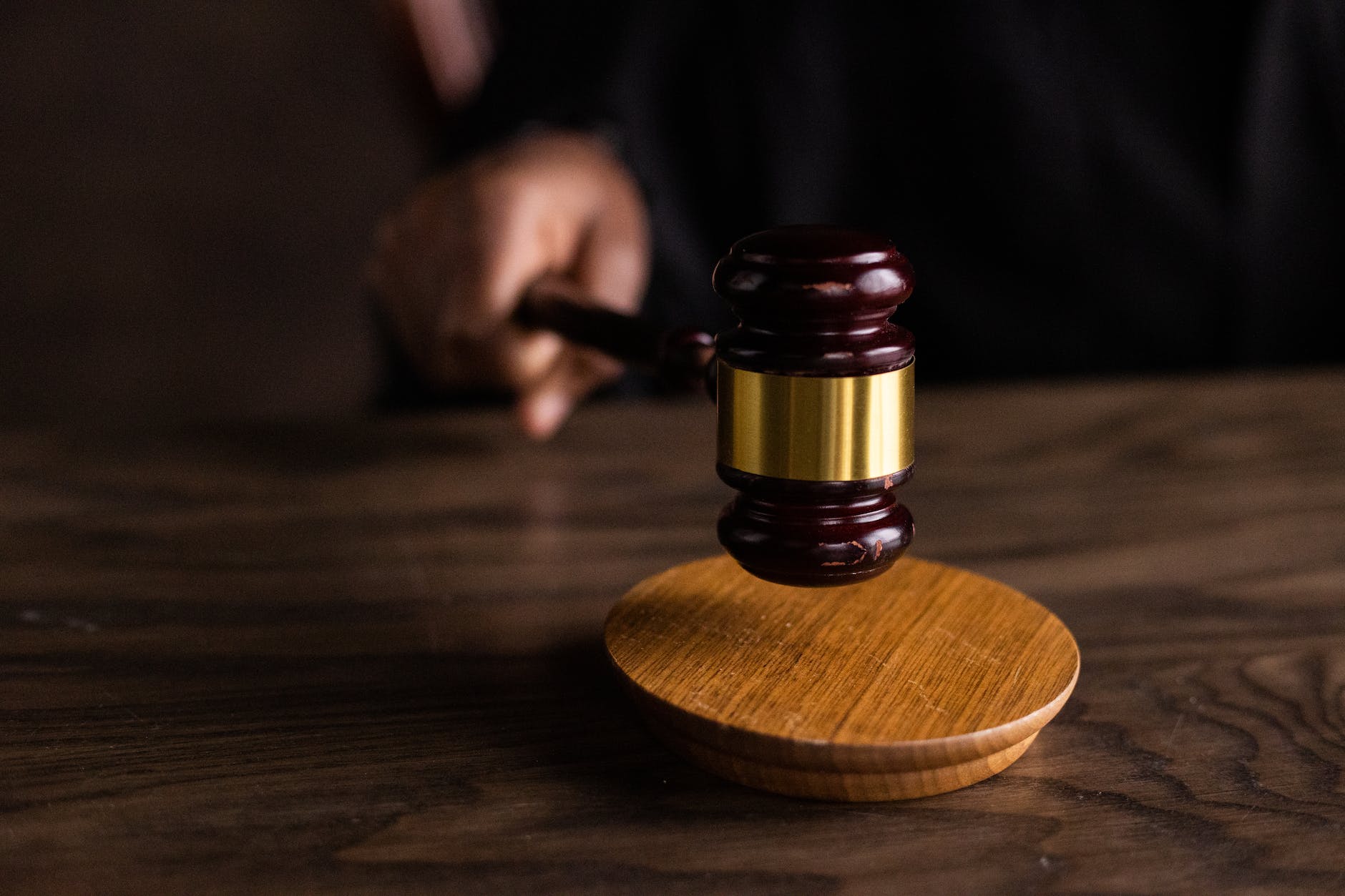 Kuwaiti Sentenced to Prison for Assault and Vehicle Damage | arabtimes