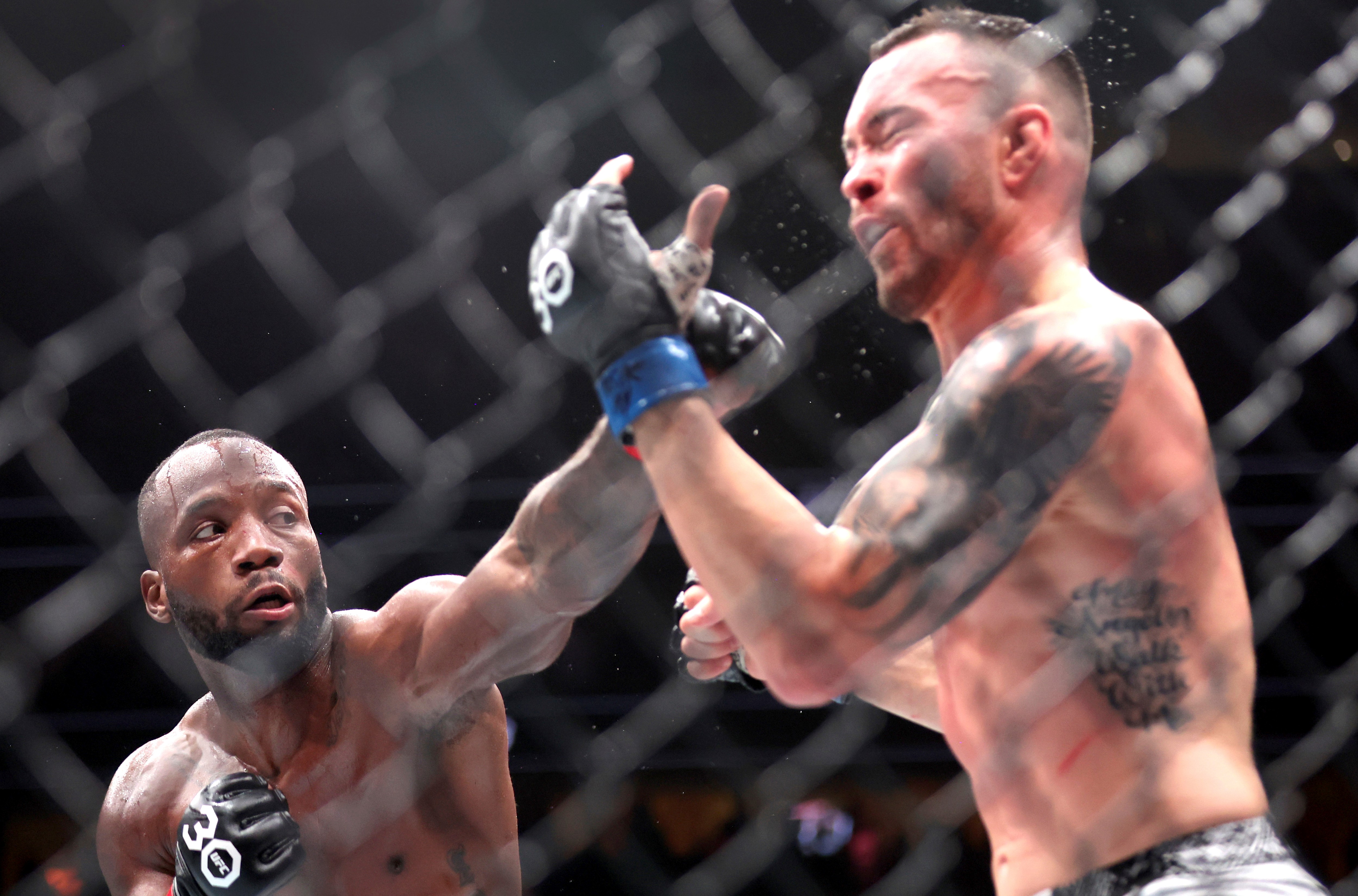 Leon Edwards retains welterweight belt | arabtimes