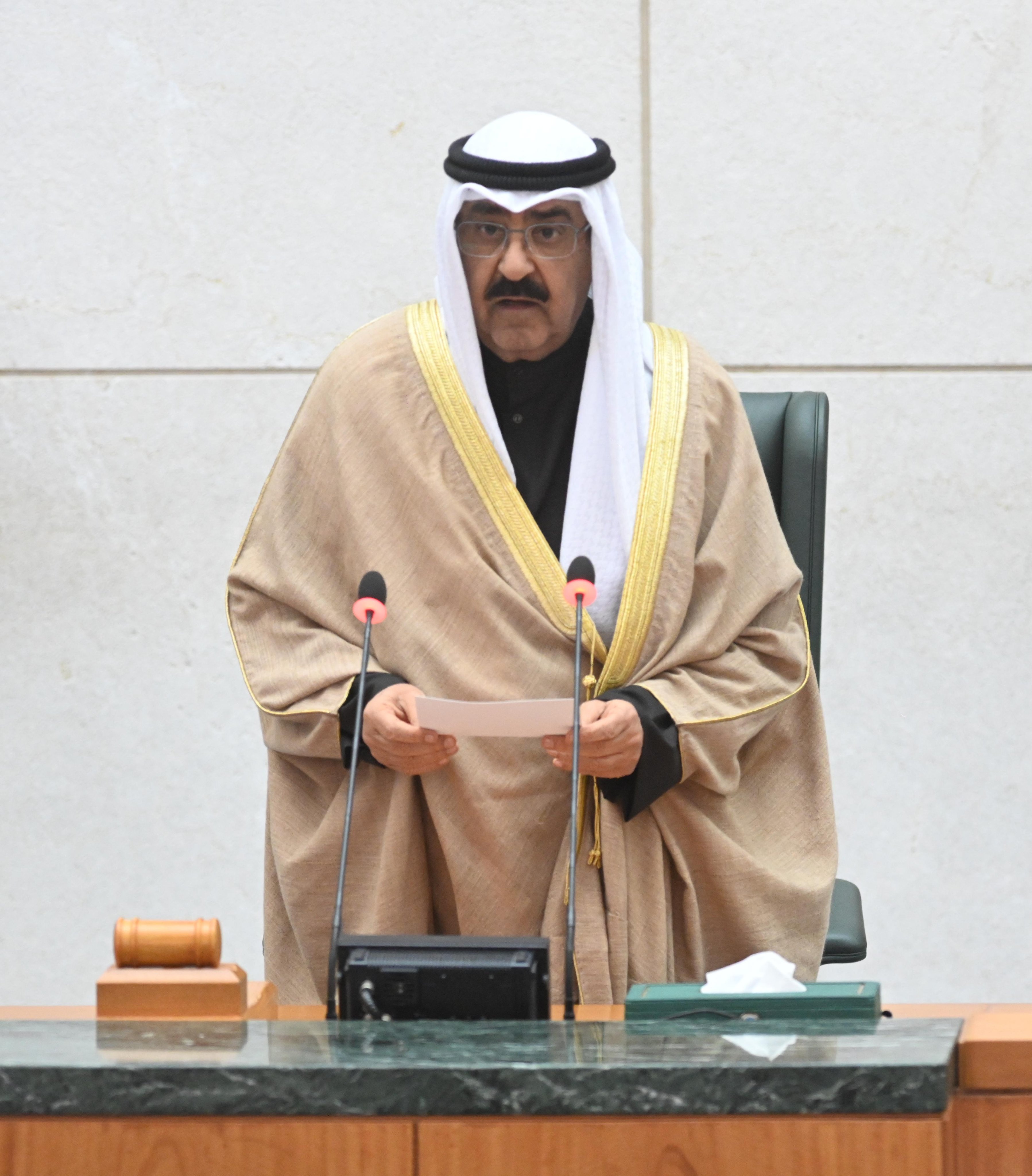 Sheikh Mishal Al-Ahmad takes oath as 17th Amir of Kuwait | arabtimes
