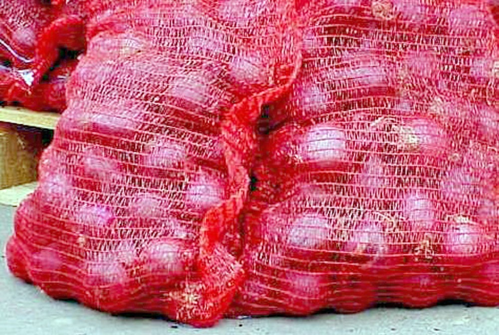 Consumers Express Frustration Over Soaring Prices of Onion in Kuwait ...