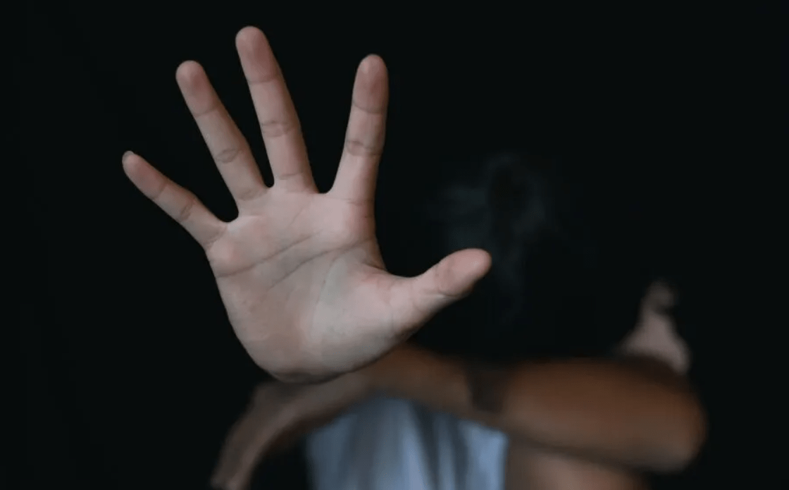 Mom gets 47-yrs jail, lover 15-yrs in daughter’s molestation | arabtimes